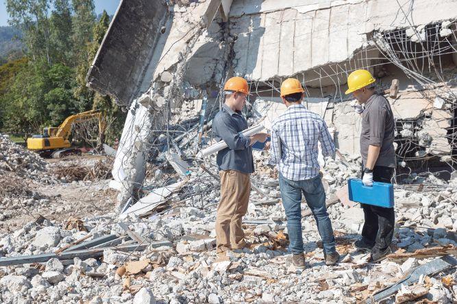 Demolition Safety: Protecting Workers & Surrounding Areas